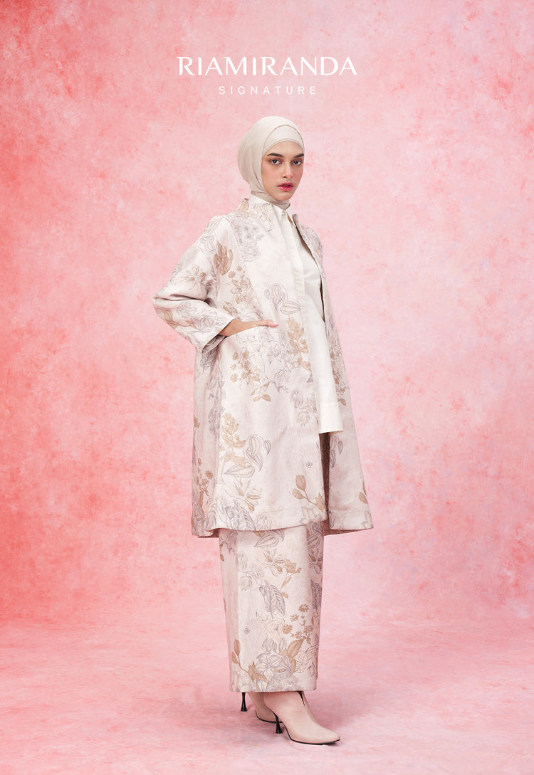 SUMMER DESIGNER – RiaMiranda