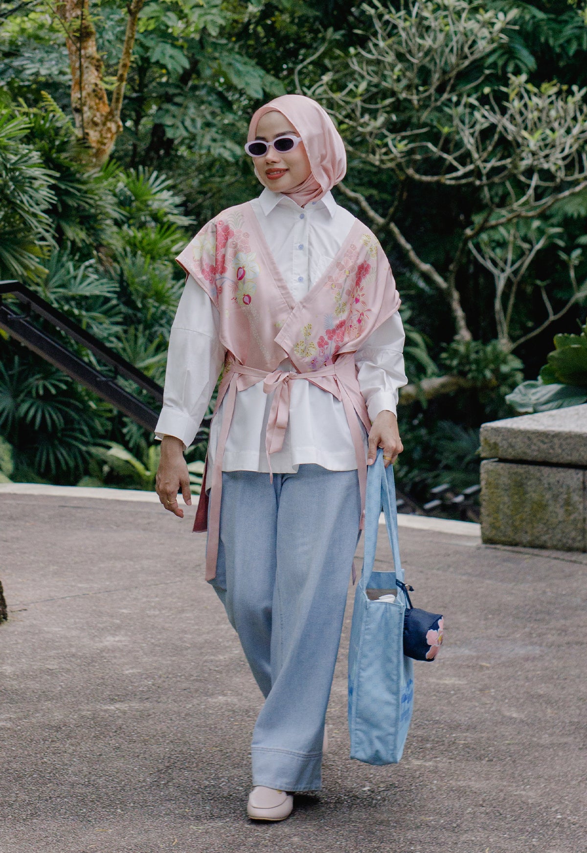 ROBERTSON OUTER – RiaMiranda