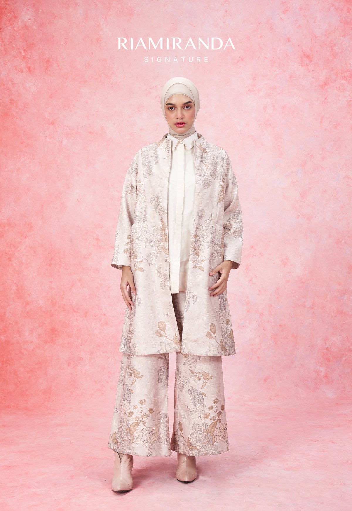 SUMMER DESIGNER – RiaMiranda