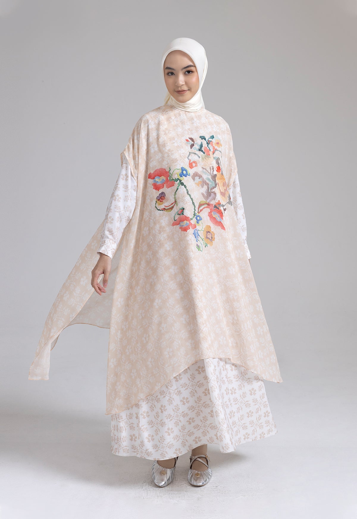 New In – RiaMiranda